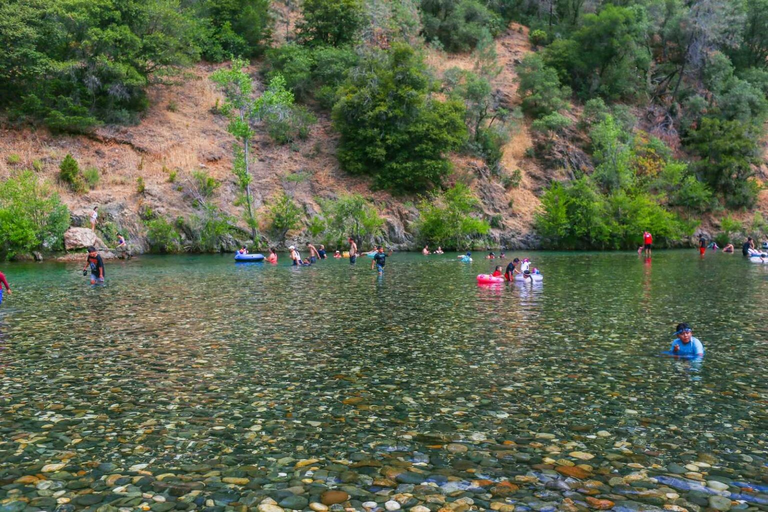 Guide to Visit Upper Lake Clementine Beach in Auburn, Northern California